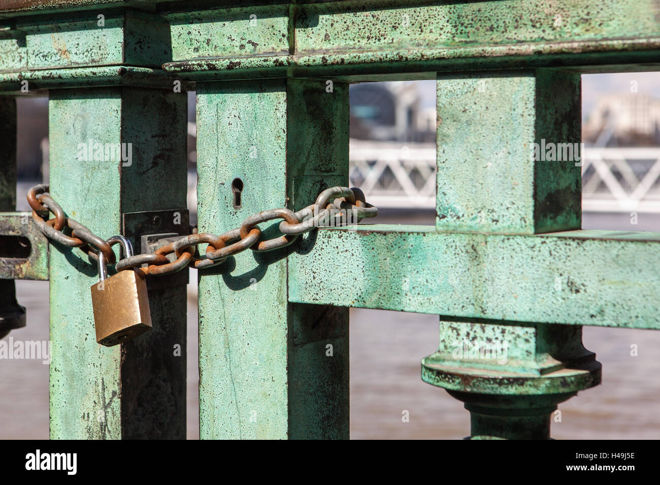UK, London, Thames shore, gate, blocked Stock Photo - Alamy