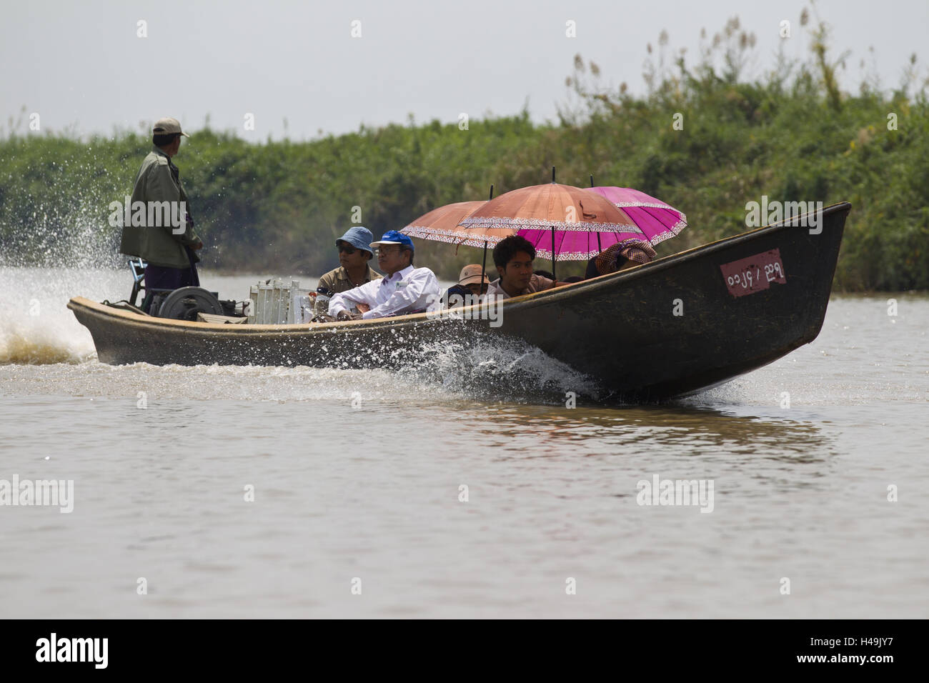 Myanmar, Shan state, region Inle lake, Samkar region, boat trip, taxi ...