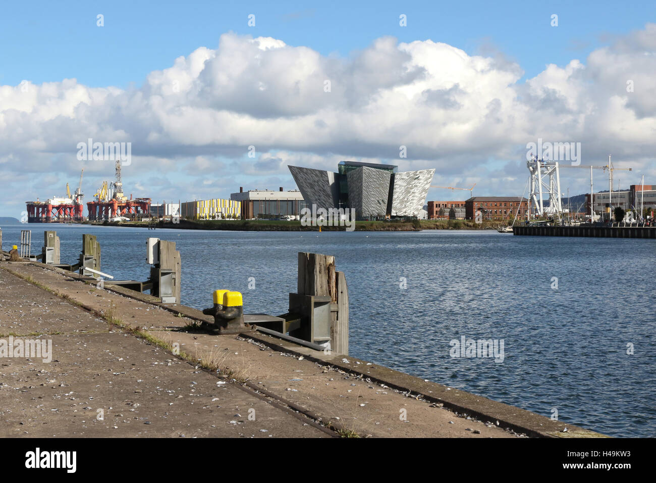 View port belfast titanic building hi-res stock photography and images ...