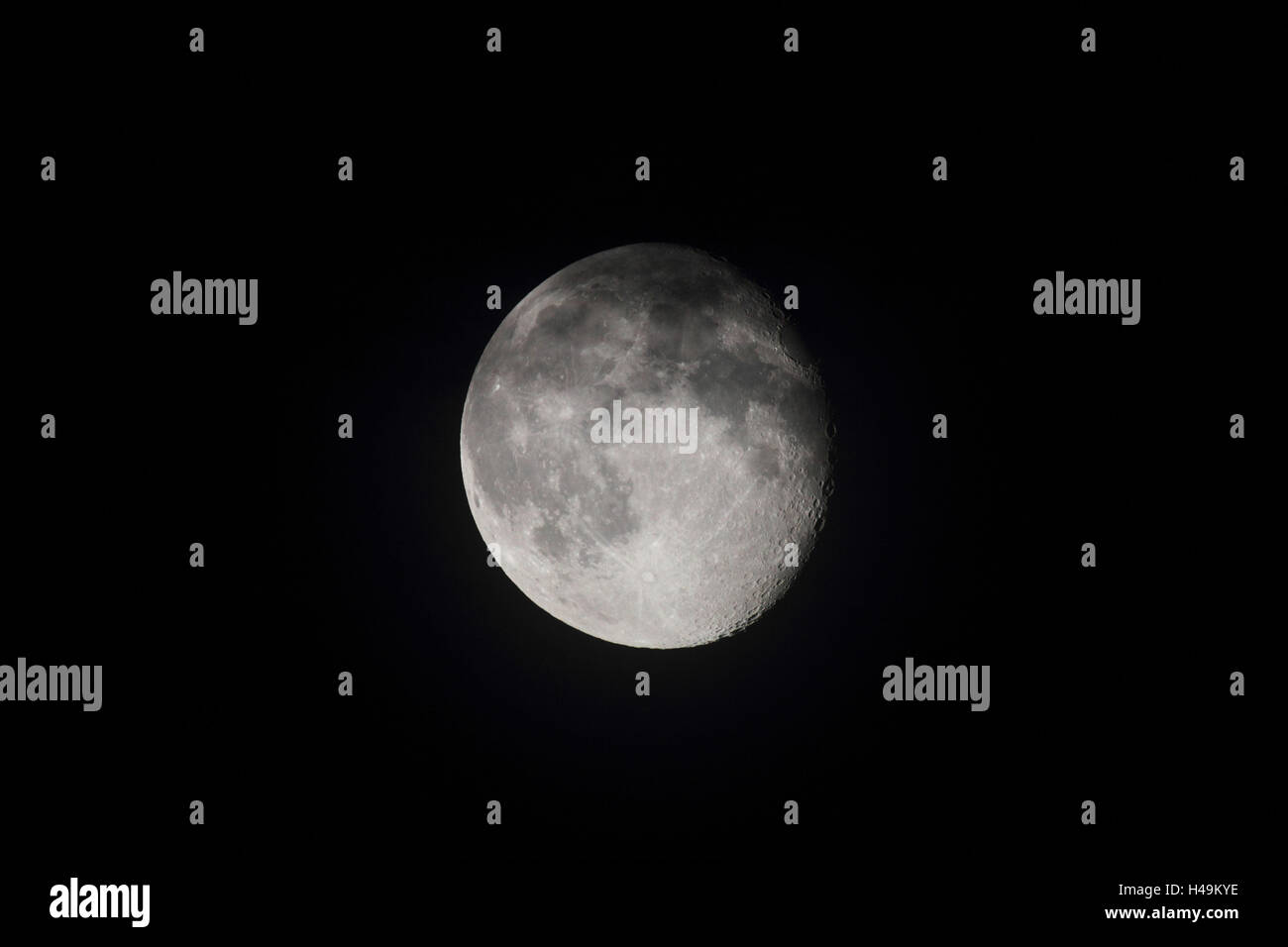 Waning hi-res stock photography and images - Alamy