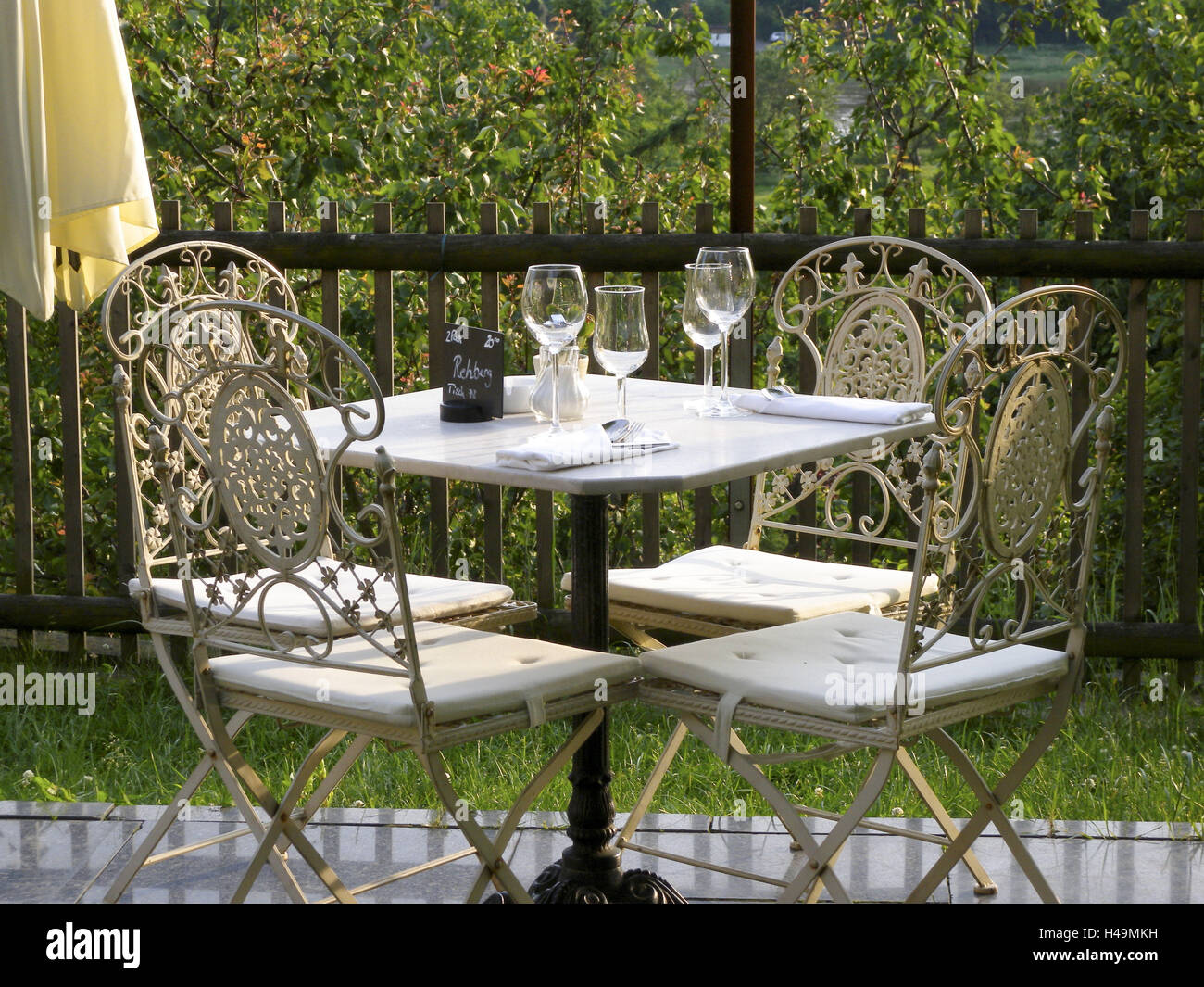 Za'za' hi-res stock photography and images - Alamy