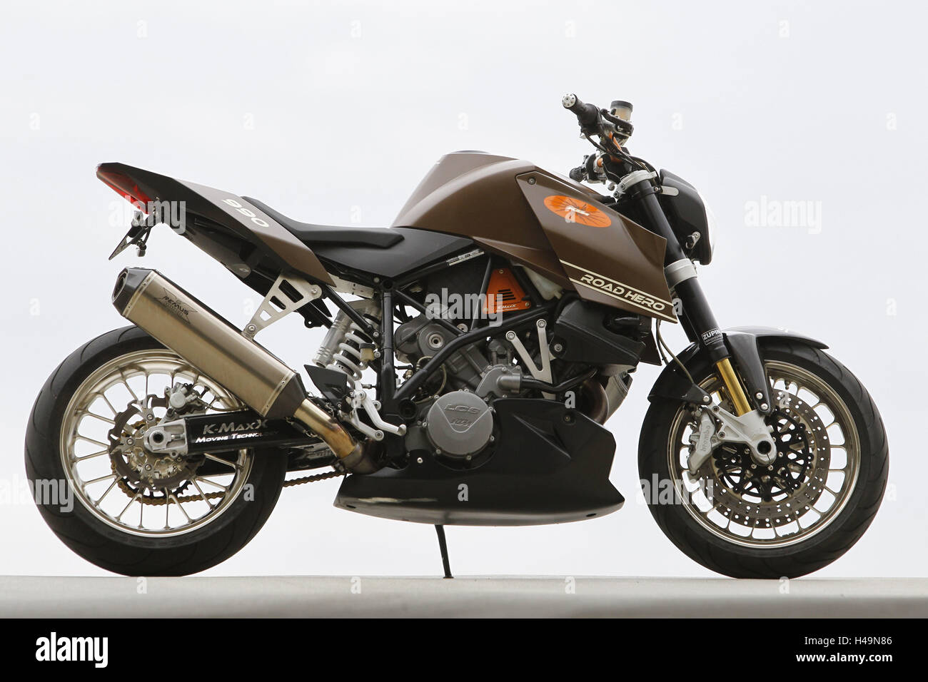 Ktm road hero hi-res stock photography and images - Alamy