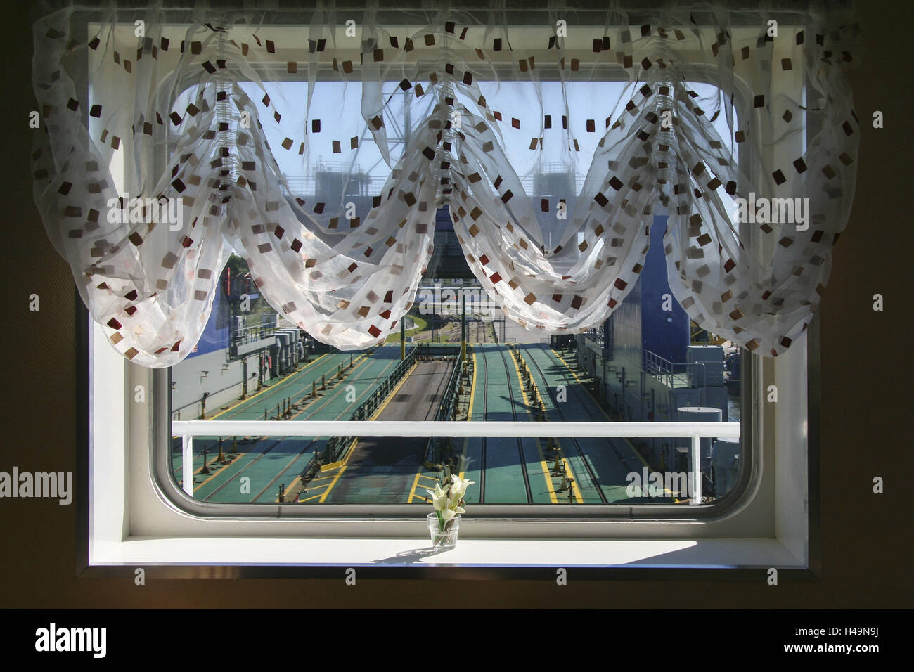 Canteen window hi-res stock photography and images - Alamy