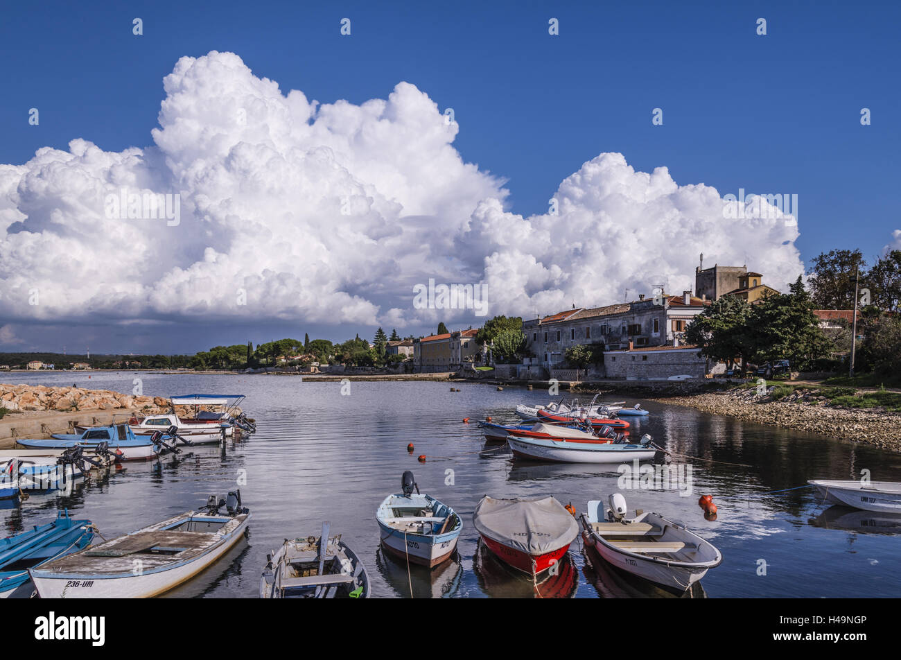 Marina novigrad hi-res stock photography and images - Alamy