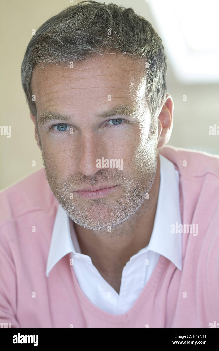 Man, three-day beard, portrait, person, man's portrait, good-looking ...