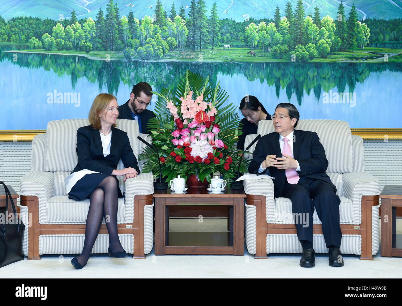 Ministry of state security china hi-res stock photography and images ...