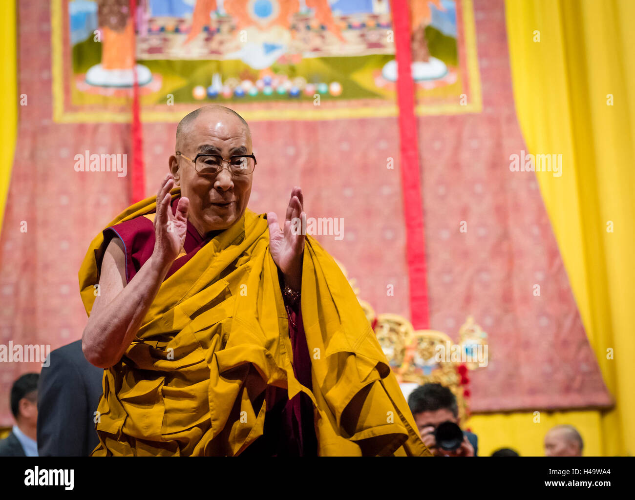 Holiness 14th dalai during hi-res stock photography and images - Alamy