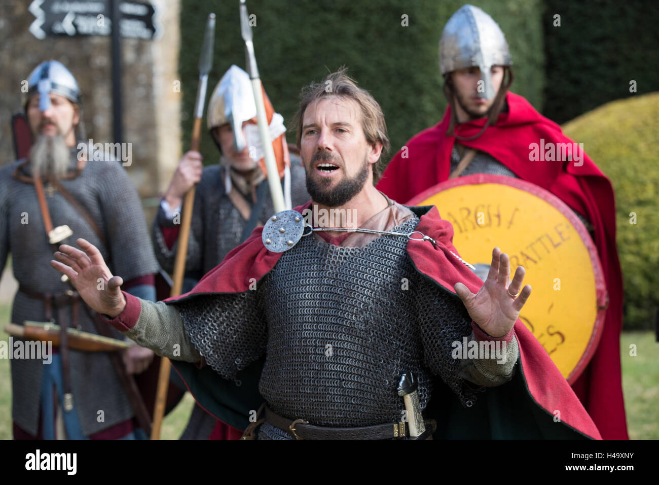 Saxon sword 1066 hi-res stock photography and images - Alamy