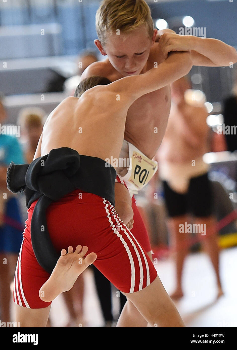 Sumo wrestling children hi-res stock photography and images - Alamy