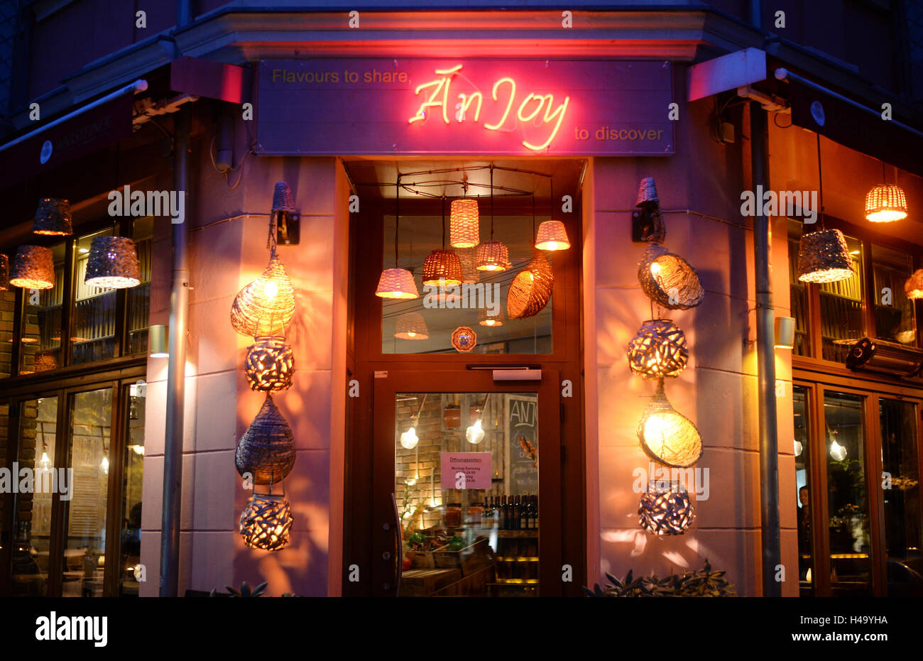 The Vietnamese restaurant Anjoy is in the Rykestrasse in the borough of ...
