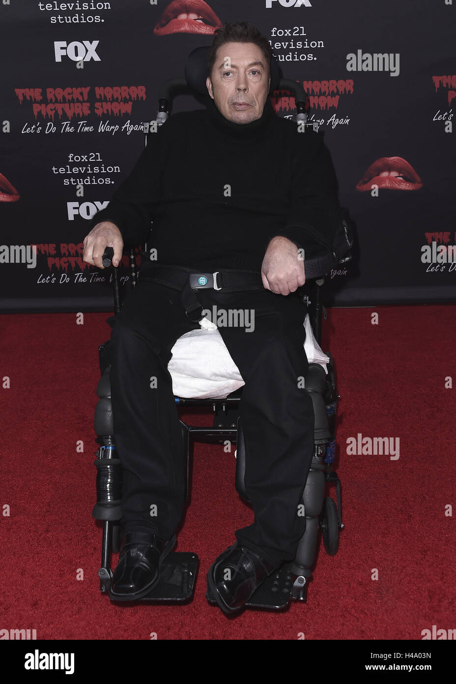 West Hollywood, Ca. 13th Oct, 2016. Tim Curry at the red carpet ...