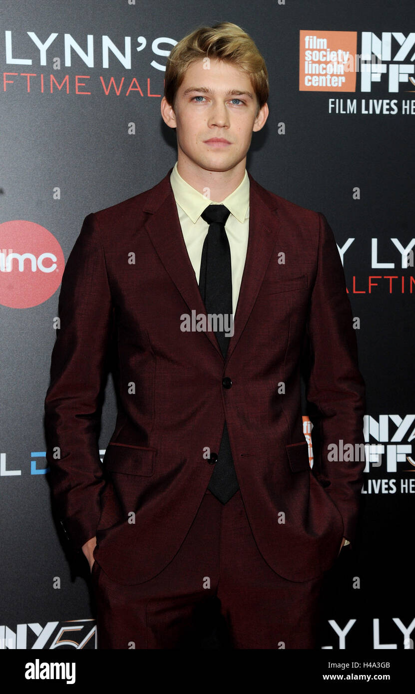 New York, NY, USA. 14th Oct, 2016. ActorJoe Alwyn attends the 54th New ...
