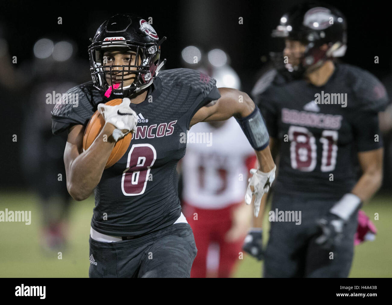 Wellington, Florida, USA. 14th Oct, 2016. Palm Beach Central wide ...
