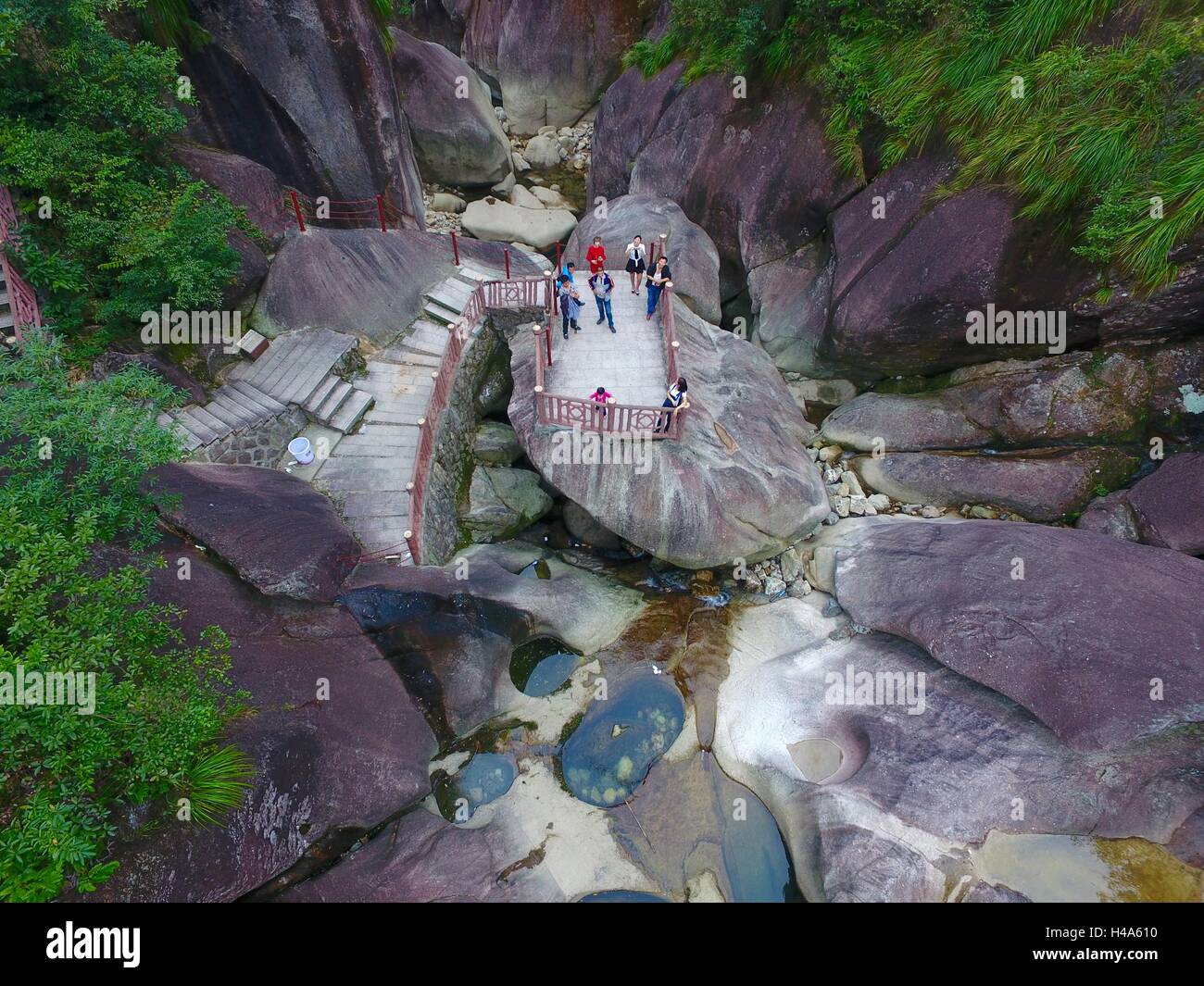 Fu'an, China's Fujian Province. 15th Oct, 2016. Tourists view the ...