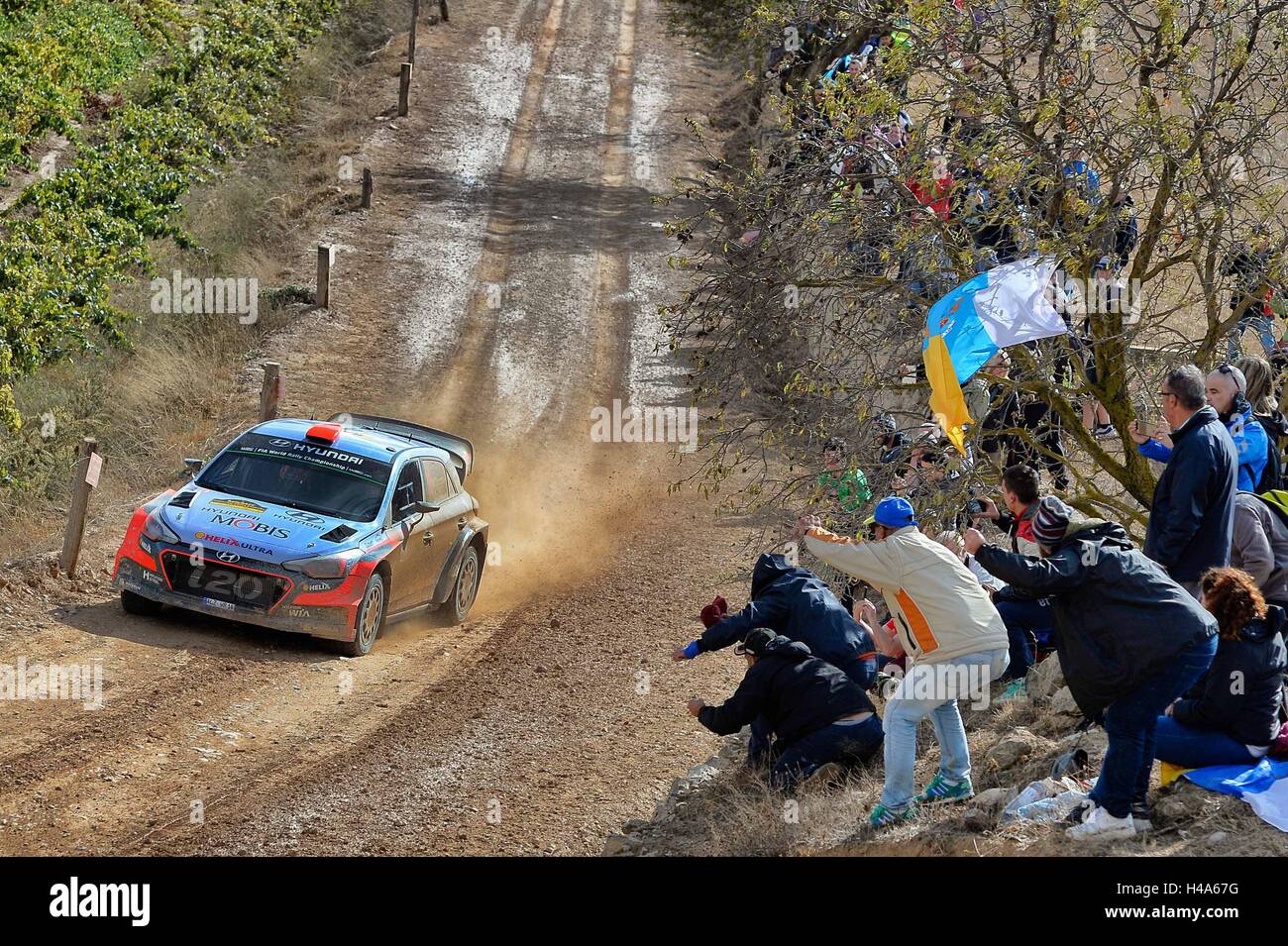 Salou, Catalunya, Spain. 15th Oct, 2016. WRC Rally ofn Catalunya. Dani ...