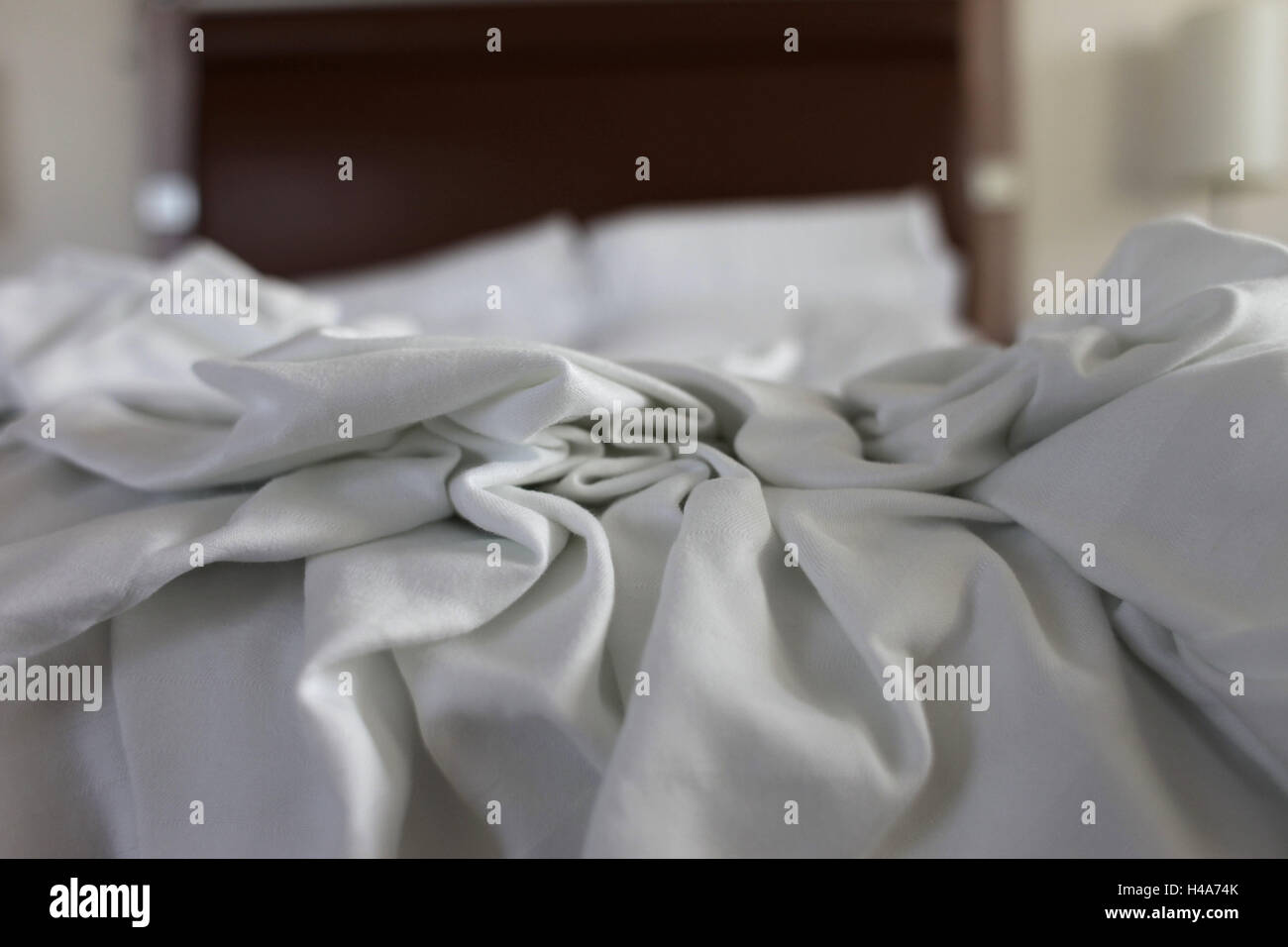 Bed sheets folded hi-res stock photography and images - Alamy