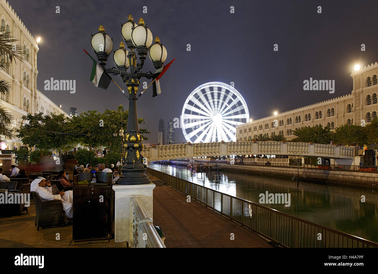 Big fun fair hi-res stock photography and images - Alamy