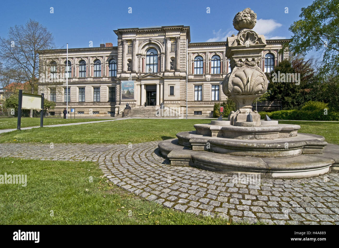 Germany, Lower Saxony, Wolfenbüttel, Herzog's August library ...