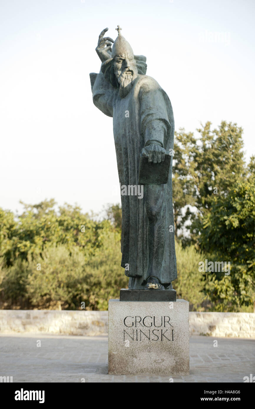 Croatia, Dalmatia, Nin, statue the bishop Grgur Ninski, Gregor von Nin ...