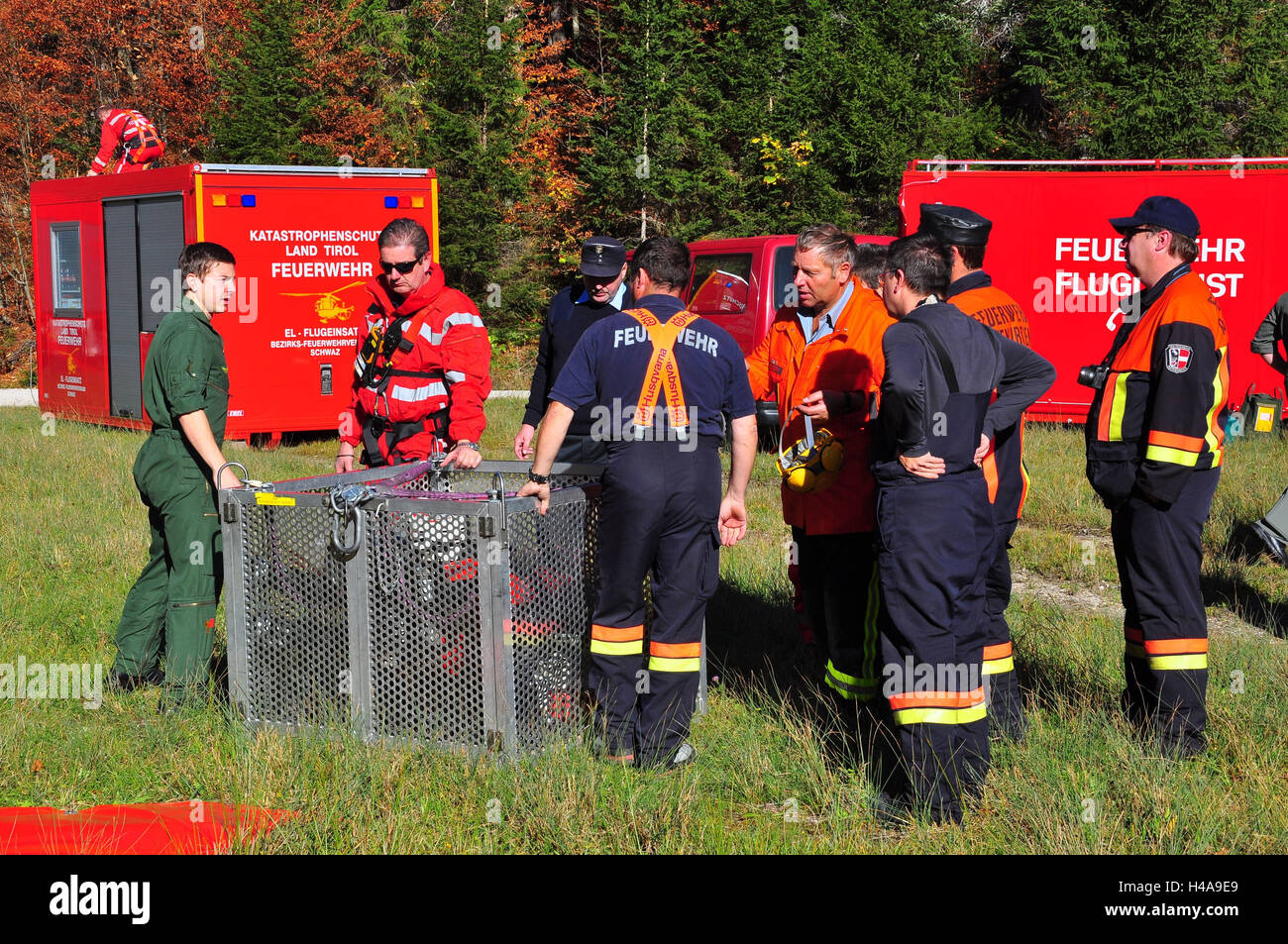 Entry forces hi-res stock photography and images - Alamy