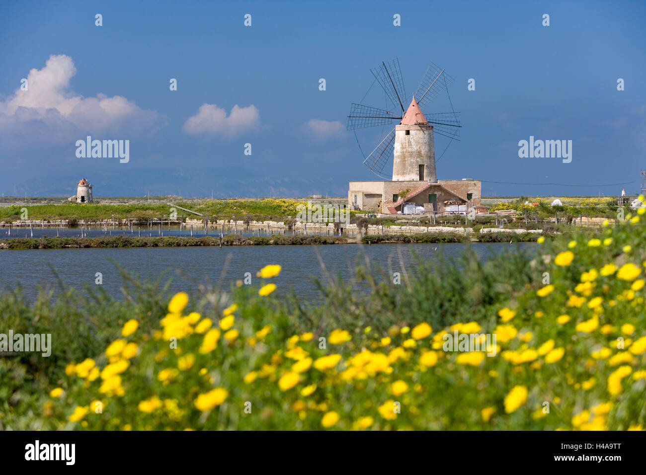 Italy, Sicily, saltworks, windmill, salt production Stock Photo - Alamy