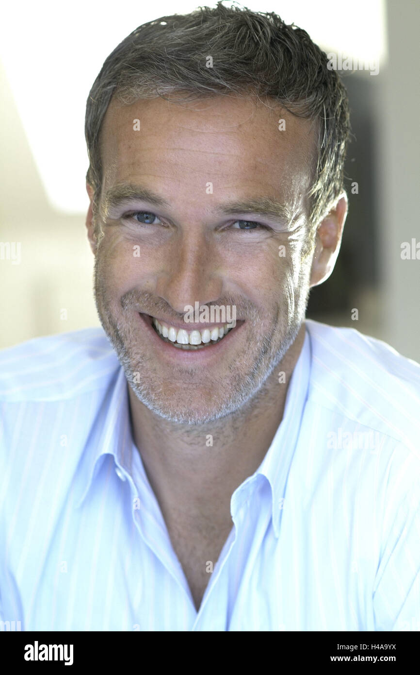 Man, three-day beard, smile, portrait, person, man's portrait, beauty ...