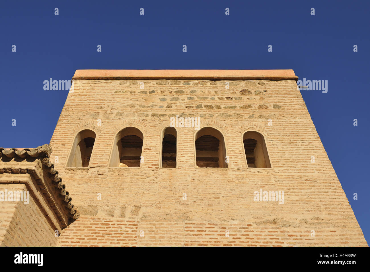 Mosque wall window hi-res stock photography and images - Alamy