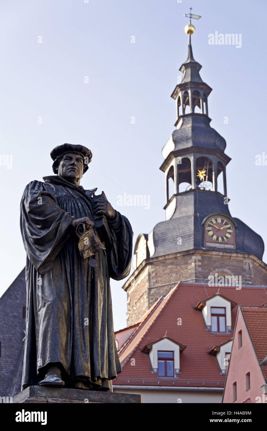 Germany, Saxony-Anhalt, Lutherstadt Eisleben, Luther monument and main ...
