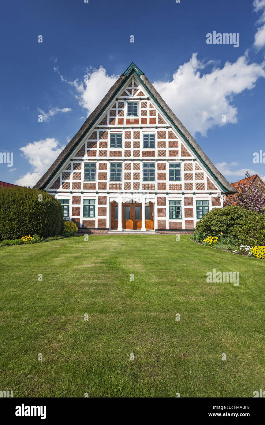 Germany, Lower Saxony, Altes Land, Jork, thatched-roof house Stock ...