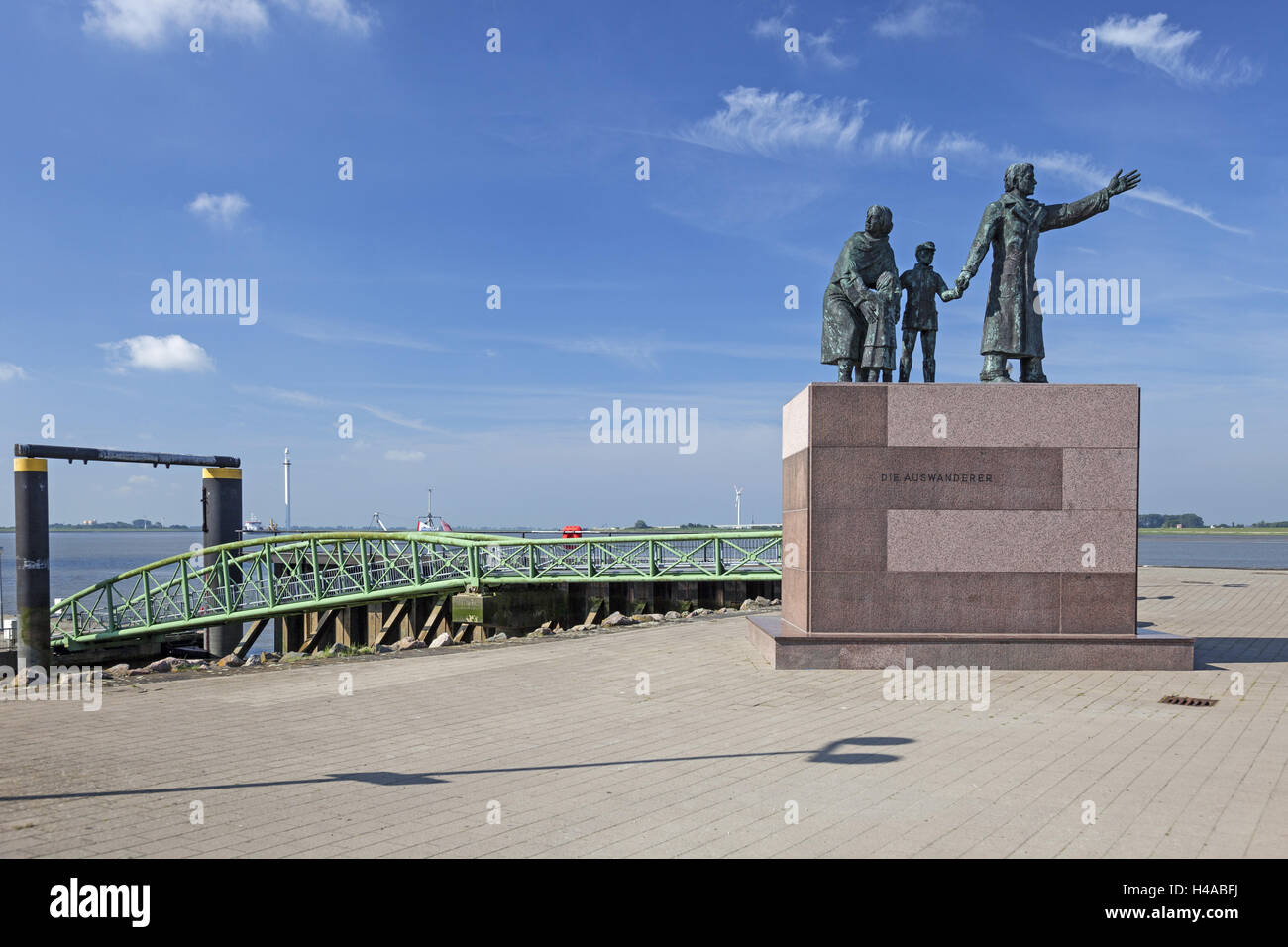Monument of the emigrants hi-res stock photography and images - Alamy