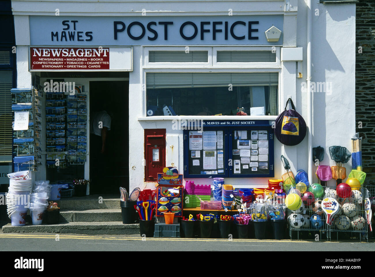 Great Britain, Cornwall, St. Mawes, post office and souvenir shop Stock ...