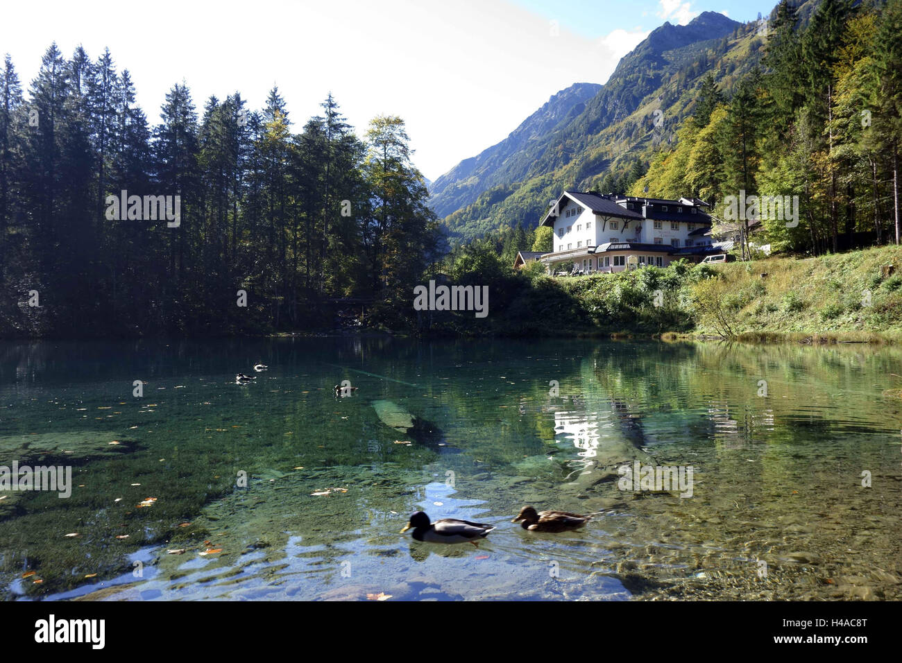 Christians reading lake hi-res stock photography and images - Alamy
