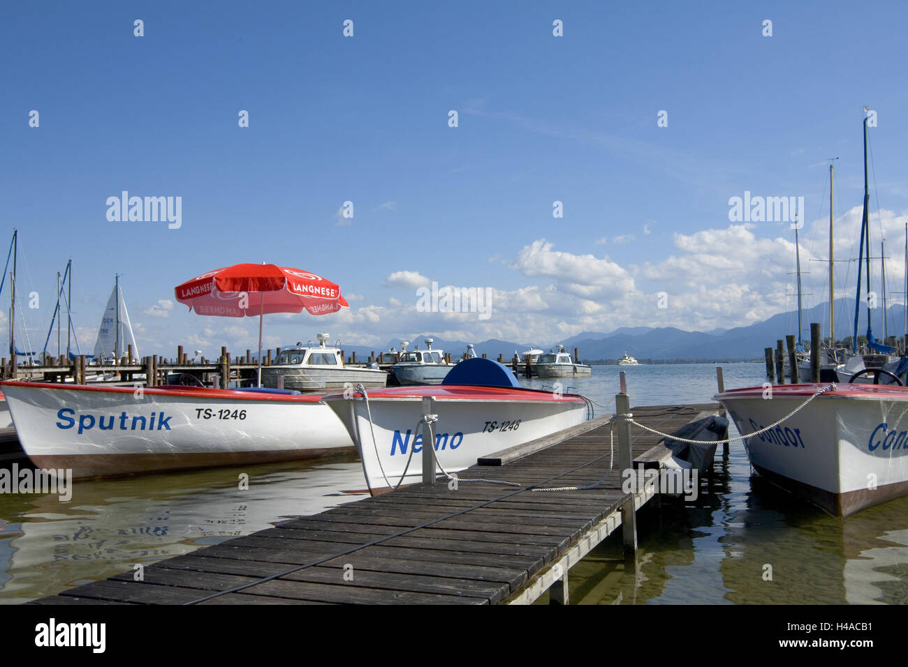 Harbour in Gstadt in Lake Chiem Stock Photo - Alamy