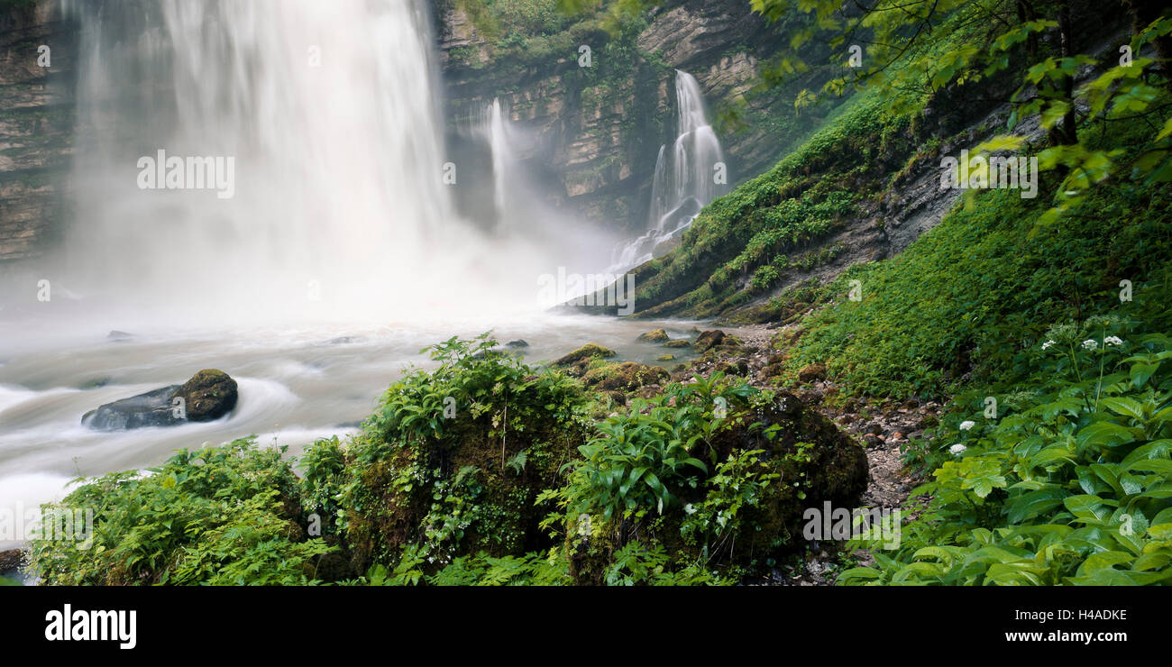 Cascade de flumen hi-res stock photography and images - Alamy