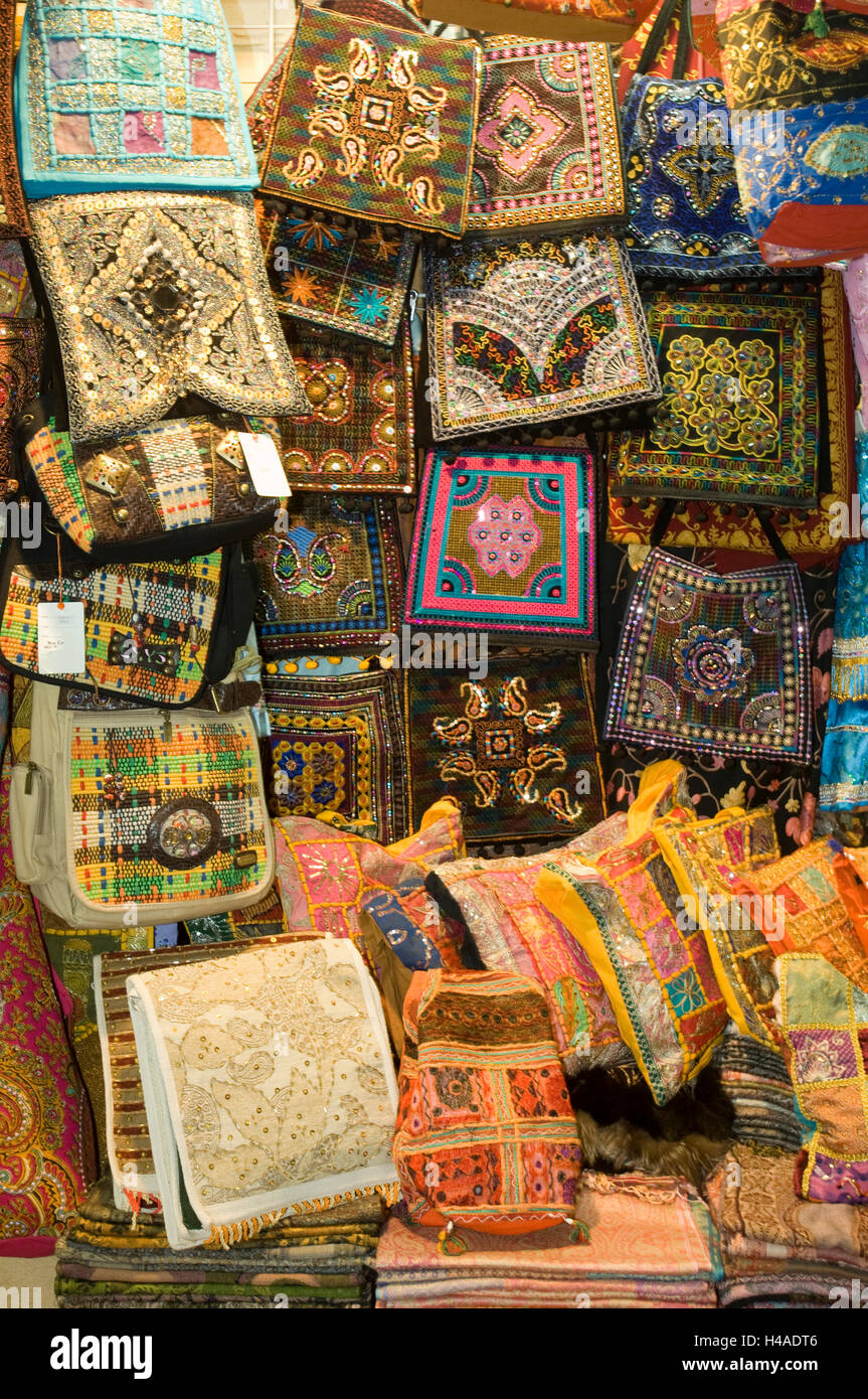 Oman, Muscat, courage yard, substances and pouches in the Souq Stock ...