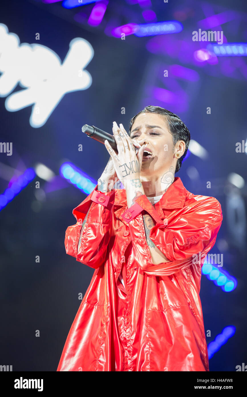 Kehlani performs onstage during the 2016 BET Experience concert at ...