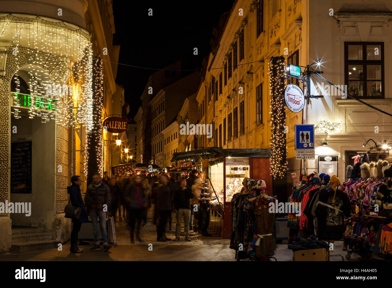 Austria, Vienna, Spittelberg, Advent market Stock Photo - Alamy