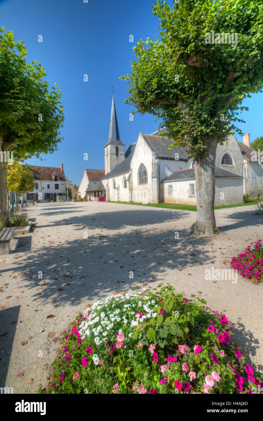Village church, Cheverny, Département Loir-et-Cher, region Centre ...
