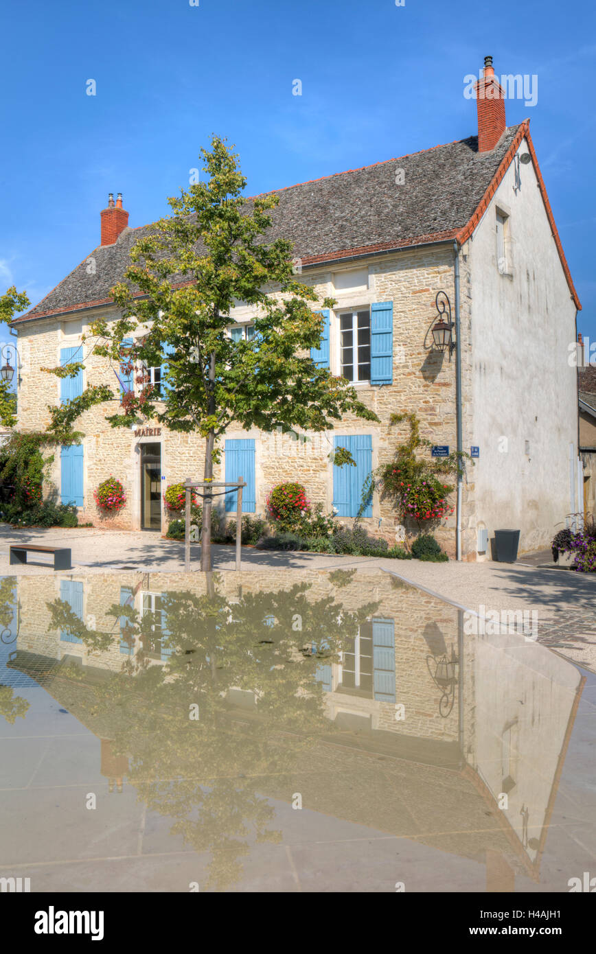 Mairie, city hall, house facade, complex of buildings, Meursault ...