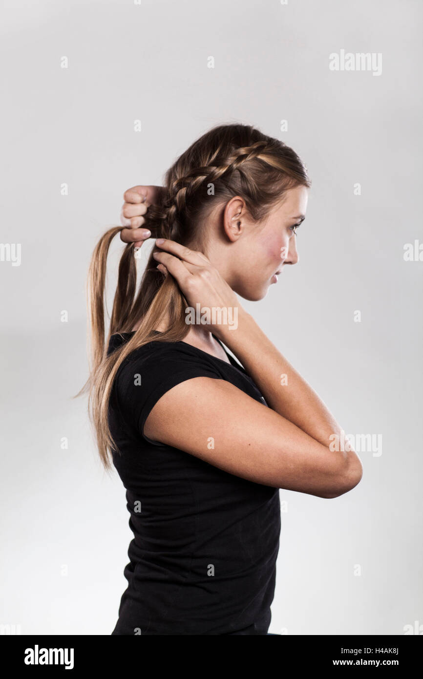 Instructions double plait step 2 of 5 Stock Photo - Alamy