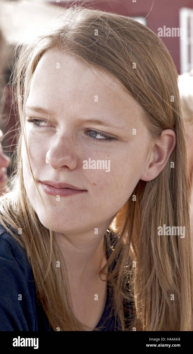 young woman, looking sideways, portrait Stock Photo - Alamy