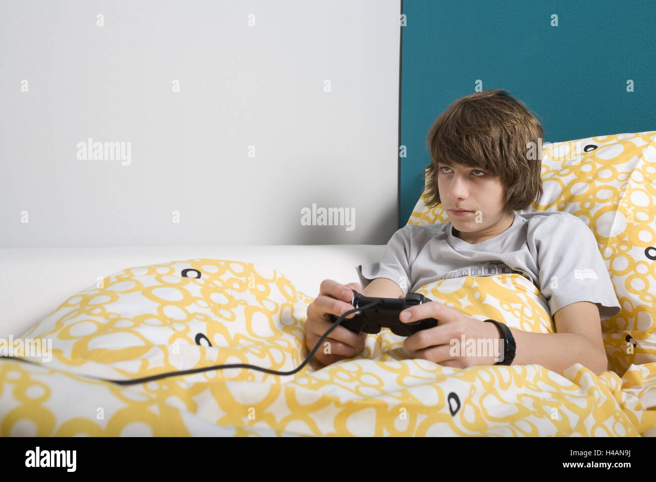 Video game machines hi-res stock photography and images - Alamy