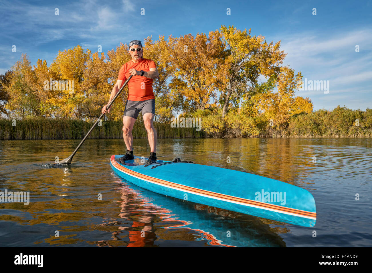 Paddleboard racing hi-res stock photography and images - Alamy