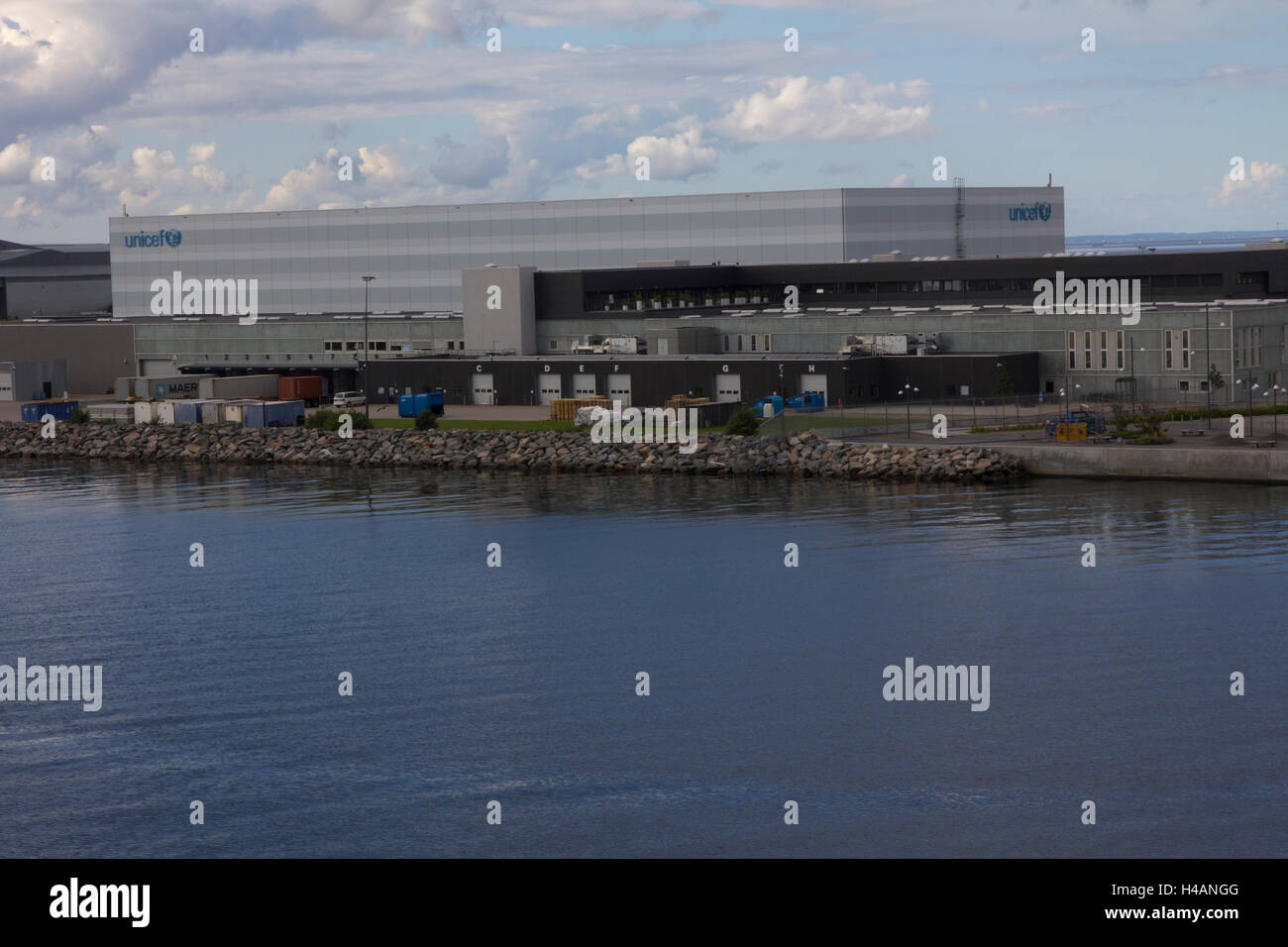 UNICEF's new automated Supply Division Warehouse covers 20,000 sq ...