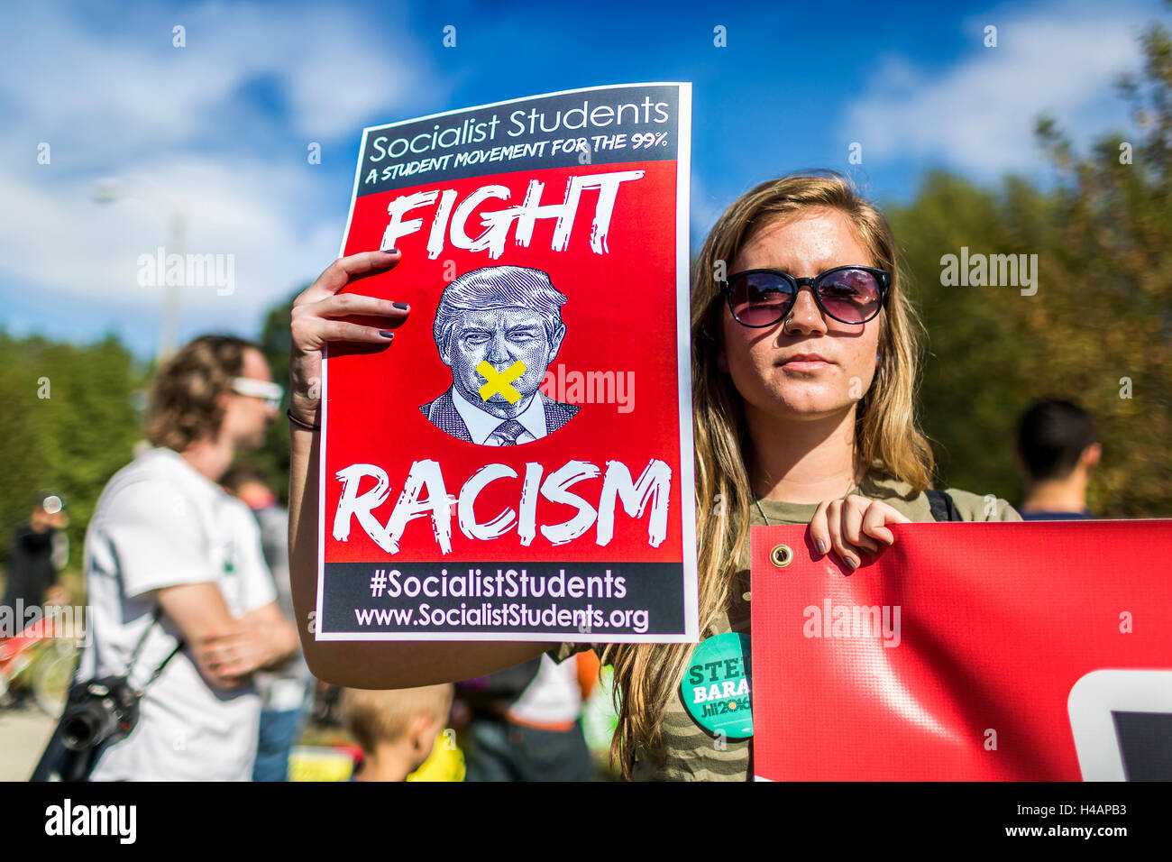 San Fransisco, United States. 09th Oct, 2016. Green Party protestors ...