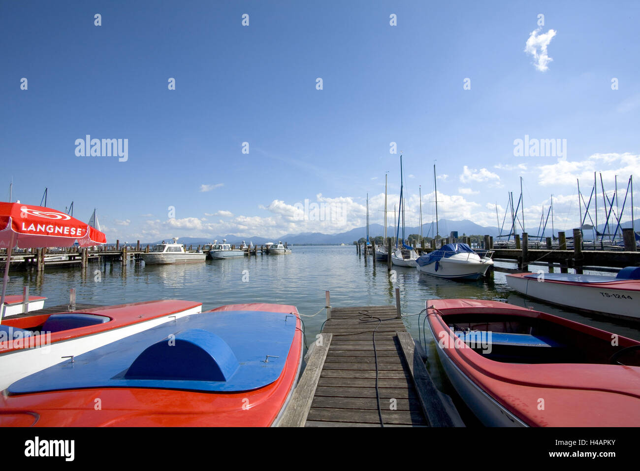 Harbour in Gstadt in Lake Chiem Stock Photo - Alamy