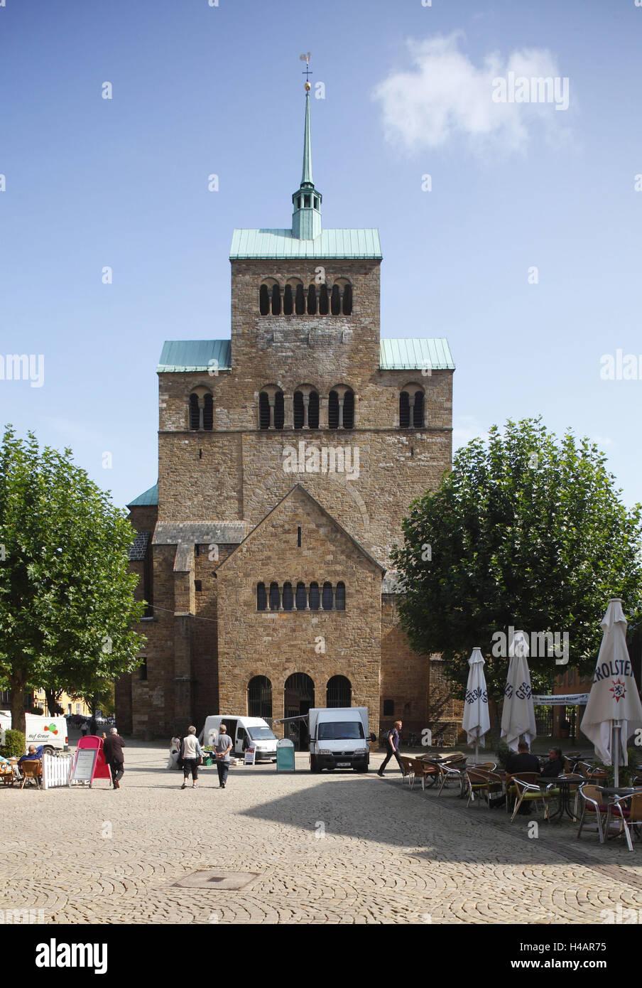 Minden cathedral hi-res stock photography and images - Alamy