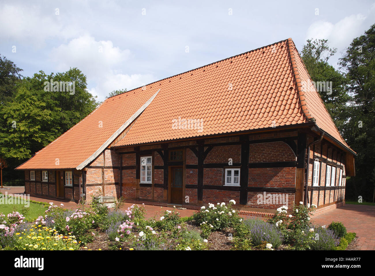 Germany, Lower Saxony, Bassum, half-timbered house Stock Photo - Alamy