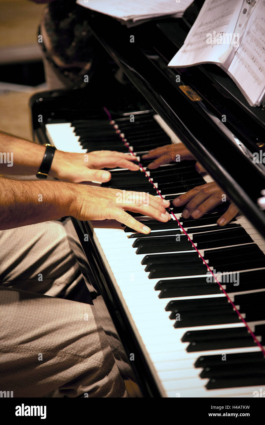 Piano player, detail, hands, music, instrument, marks Stock Photo - Alamy