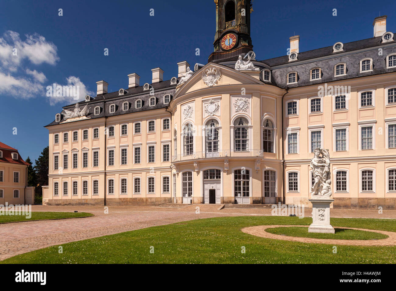 Hunting Lodge Stock Photos & Hunting Lodge Stock Images - Alamy